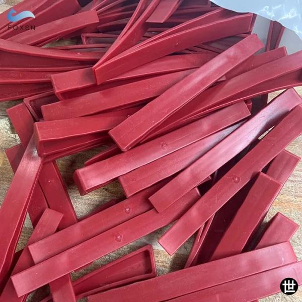 1個 車用ドアウィンドウウェッジツール へこみ除去ツール 優れた自動車エントリーへこみ除去ツール ワインレッドブライトレッド(色はランダム)