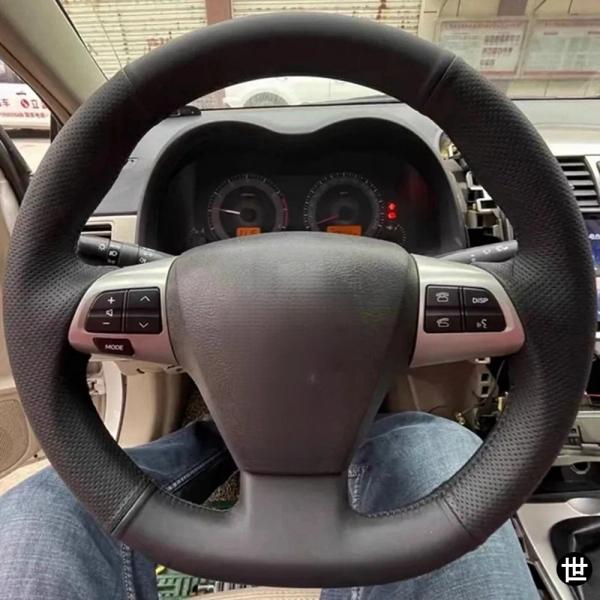 編み込みステアリングホイール滑り止め人工皮革カーハンドルカバー トヨタ RAV4 カローラ 2011-2013 車用アクセサリー