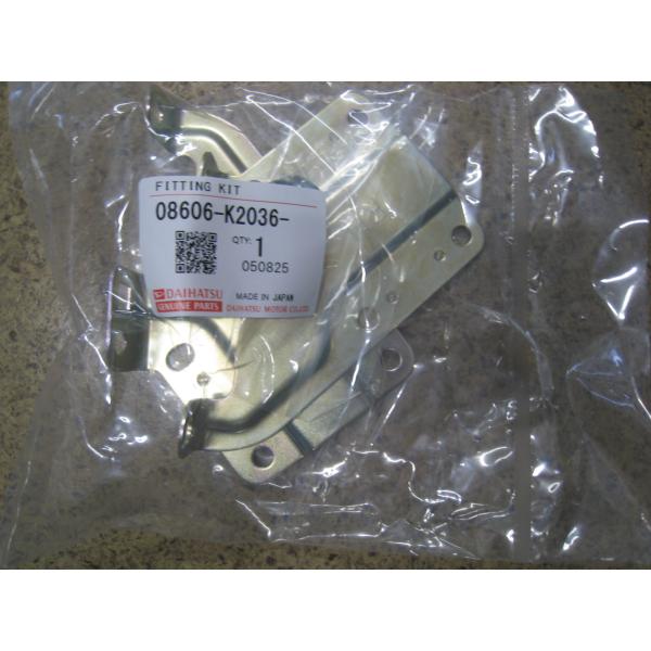 ムーヴ　キャンパス　LA85#　オーディオ取付金具（ブラケットとスクリューのセット）　※他ダイハツの車種の金具もお問い合わせ頂ければ、提案作成いたしますので、お気軽にお問い合わせください。