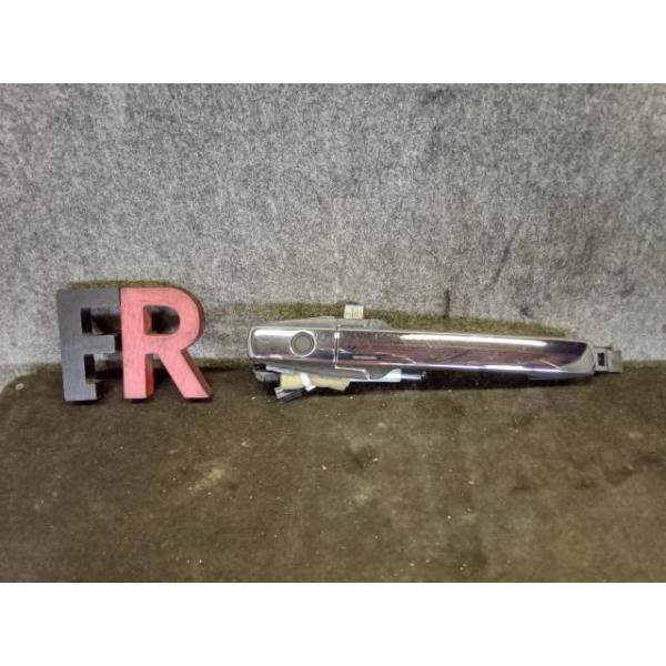 **** 商品説明を必ずご確認ください ****部品管理番号：230311000117250メーカー純正品番：72140-T4G-003部品名：アウターハンドル部品区分：リサイクル品管理品番：018835車名：Ｎ−ＯＮＥ車両タイプ名：5ドア...