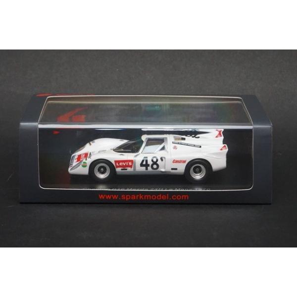 シェブロン Levi's B16 マツダ 1970 ルマン24H No.48 J.Vernaeve / Y.Deprez　このLevi's B16はマツダ製10Aユニットを搭載していました。