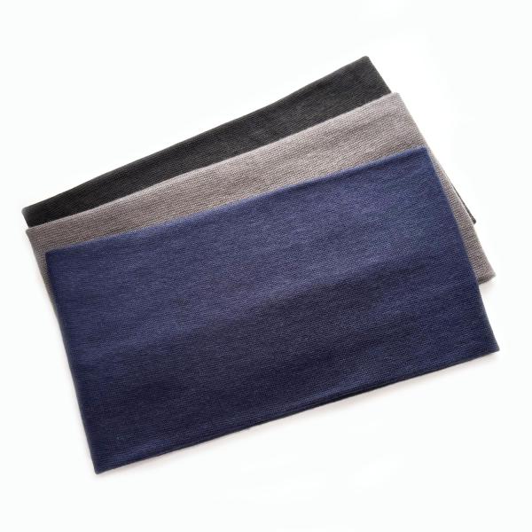 ●幅約11〜12ｃｍ　長さ約20〜21ｃｍ（たたんだ状態）●韓国製　直輸入品●伸縮性繊維使用●素材：ポリウレタン●少し幅が広いヘアバンド（ターバン）です。●黒、紺、グレー（ダーク）の3色からお選びください。