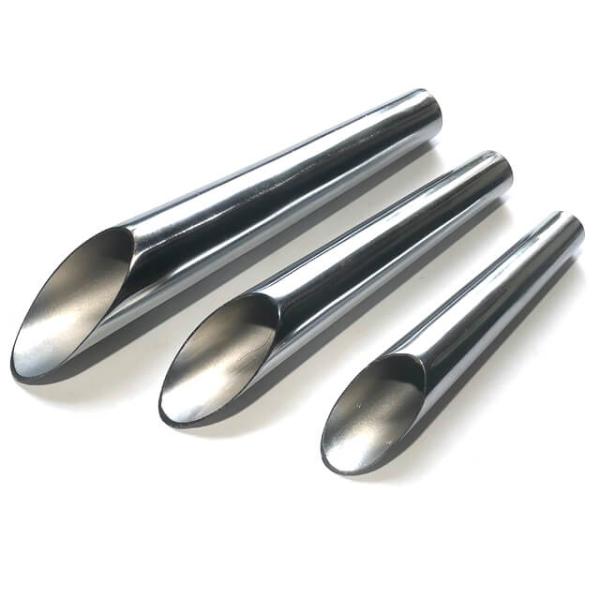 ありそうでなかったコンパクトなサイズ感。3号以下の小さな鉢に用土を入れる時や化粧砂を入れるのにとても便利です。狙ったところにきちんと化粧砂などが入れられ、アガベなど棘のある放射状の葉の根元にもアクセスしやすく、一定量をまとめて入れられるので...