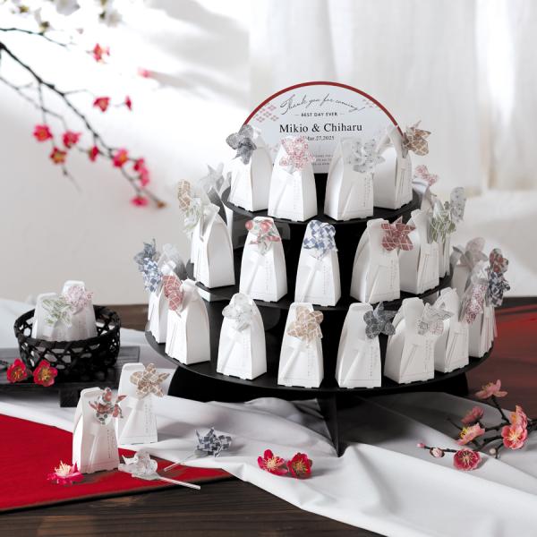 風や息を吹きかけると、くるくると可愛らしく回る華の形の風車がついたプチギフト40個セットのウェルカムオブジェ。カードには、Thank you for coming-BEST DAY EVER-（お名前＆挙式日）WE WANT TO SHAR...