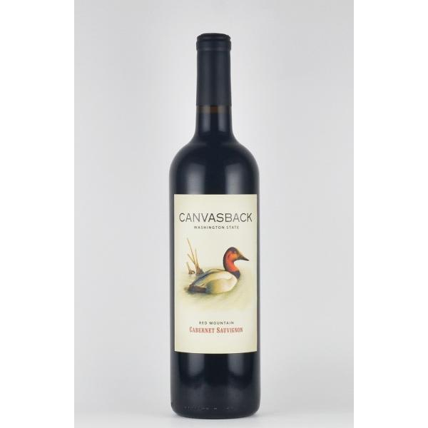 ブラックベリー、ブラックチェリーの香りに、複雑で幾層も重なったスパイスのニュアンスと、モカ、シナモン、クローヴなどが合わさります。口に含むと黒系ベリーのふくよかで深みある味わいに甘草などのスパイスが感じられ洗練されたタンニンが長い余韻をもた...