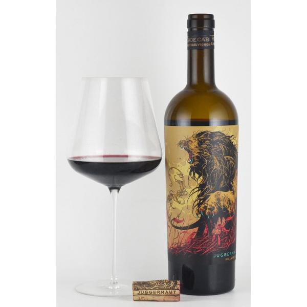 黒い果実やカシスにアニスのアクセントを感じます。濃密で滑らかな質感でとても良く熟したブラックカラントは樽熟成から生まれるバニラの風味に芳ばしいスパイスが折り重なります。ワイン名：ジャガーナット by ボーグル "ヒルサイド カベルネ" カベ...