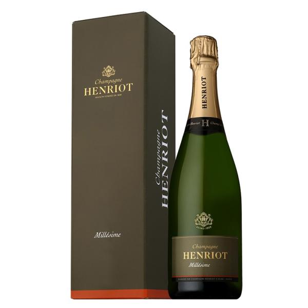 【エレガント、洗練、レースのような繊細さ】 凝縮して力強いノートの後にエレガントで花のような香り。メレンゲ、熟した果実、スグリ、ミネラルを思わせる複雑なアロマが次々と現れます。まるでバレエを踊るかのようにいきいきとした風味が長く続きます。ワ...