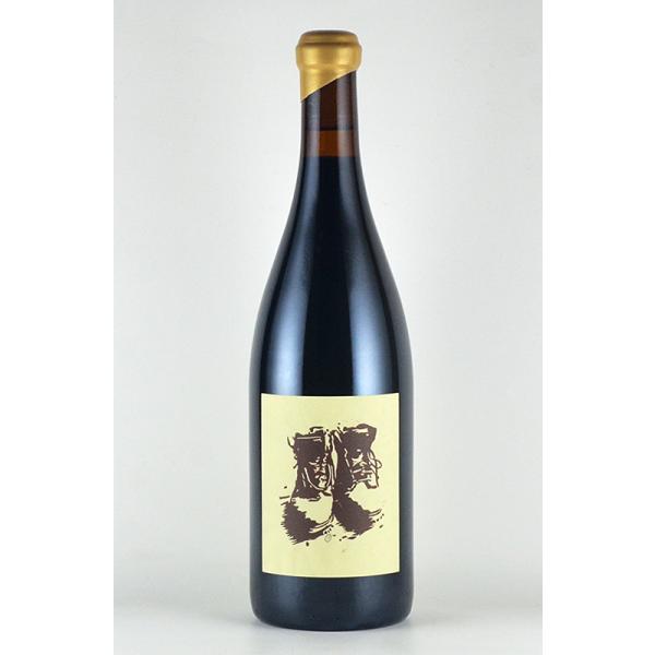 リッチで力強い香りは、新鮮なカシス、クランベリー、ザクロ、ブラックベリー、チェリー、バラ、ドライハーブや黒胡椒のアロマで溢れます。滑らかな口当たり、濃厚で力強い果実味、タンニンはシルキーで余韻は長くゴージャスで美しさが際立ちます。 ワイン名...