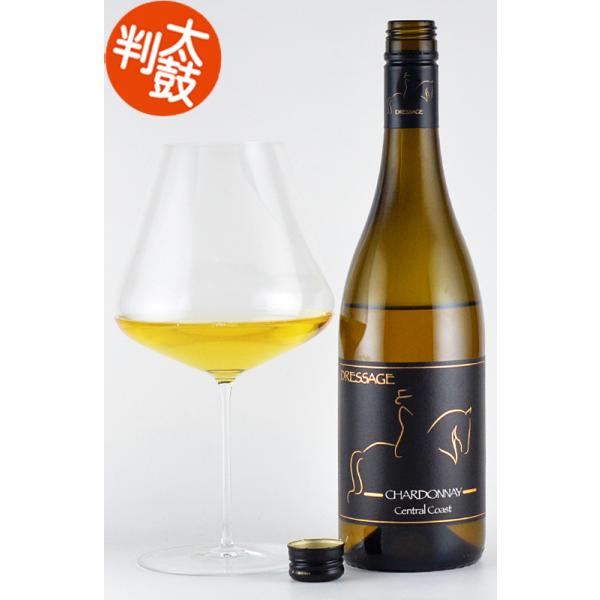 【リッチな果実感】豊かな陽光、冷たい海風と霧に恵まれ、リッチな果実感と爽やかな酸味を併せ持つ素晴らしいブドウが育つセントラルコースト各地の畑をブレンドしています。洋梨、シトラス、メロンなど様々な果実にフレンチオークの心地よい香りが複雑に混じ...