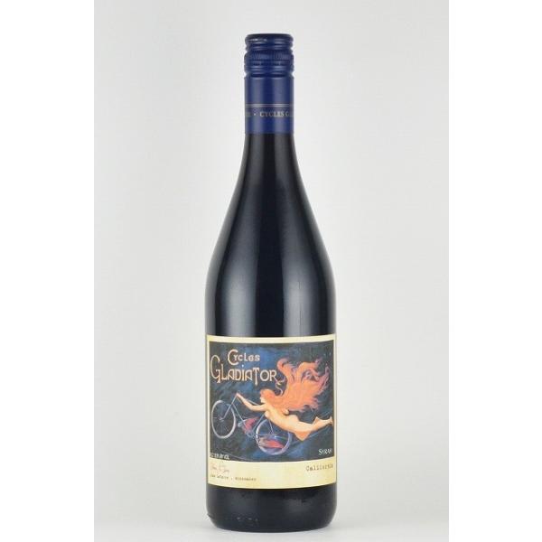 熟したプラムや甘みのあるスパイス、燻し香を感じます。個性を感じる味わいはオークのフレーバーにスパイスがバランスよく溶け込んでいます！一番の特徴は何といっても余韻！厚みのある味わいからしっかりと長い余韻へと続きます。甘みのあるスパイスが何とも...