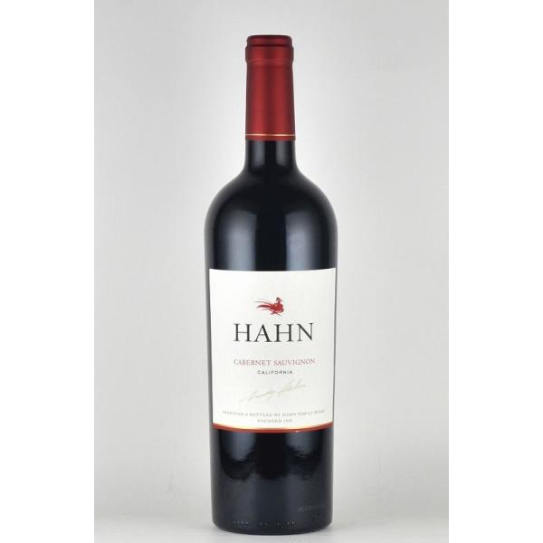 カシスやプルーン、ココアにフローラルやベリーの香りが力強く広がります。飲み応えのある味わいは、ブラックベリーやコーヒー、焼き芋の風味が広がり深いコクを感じます！余韻までしっかりとした味わいを楽しめフィニッシュにはドライな印象があります。迷っ...