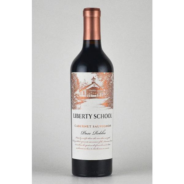 ブラックチェリー、プラムとスミレのアロマ。滑らかでジューシー、口中でプラムやラズベリー、イチゴなどのレッドベリー類とほのかな針葉樹やハーブ、スパイスのアクセントにスモーキーさを持ったフレーバーが続きます。タンニンがしっかりと、それでいてしな...