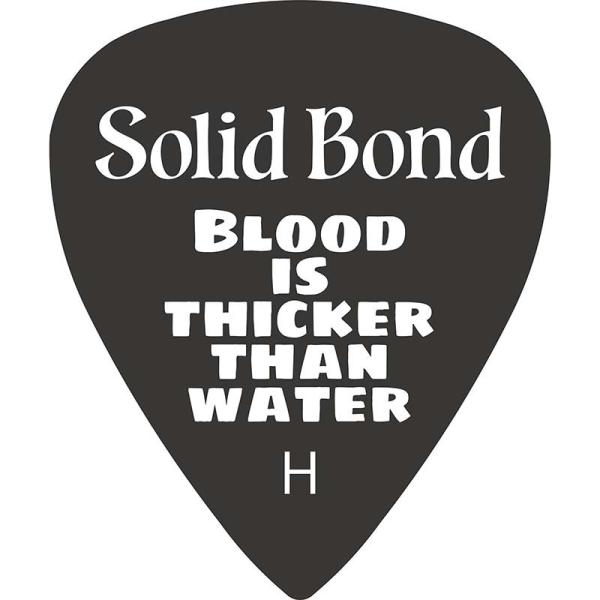 ティアドロップ・タイプのピックの登場です。PD3 には、Solid Bond のロゴと「血は水より濃い」という意味で人と人との深いつながりを表したBlood is Thicker Than Waterの文字がデザインされています。Shape...