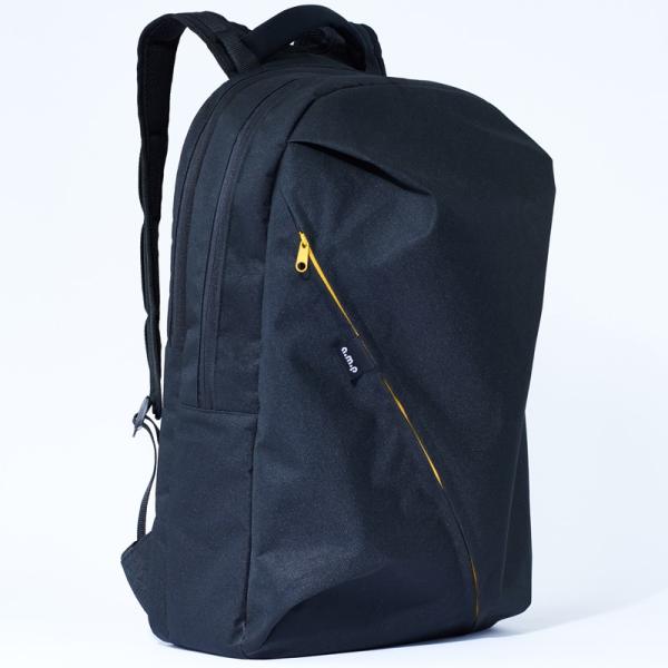 ★DJ機材用バックパック★UF-400は、Pioneer DJ DDJ-FLX4、DDJ-400をはじめ、多くのDJコントローラーの持ち運びを可能にするバックパックです。内部を3層構造とする事で、機材を保護するだけでなくパソコンやアクセサリ...