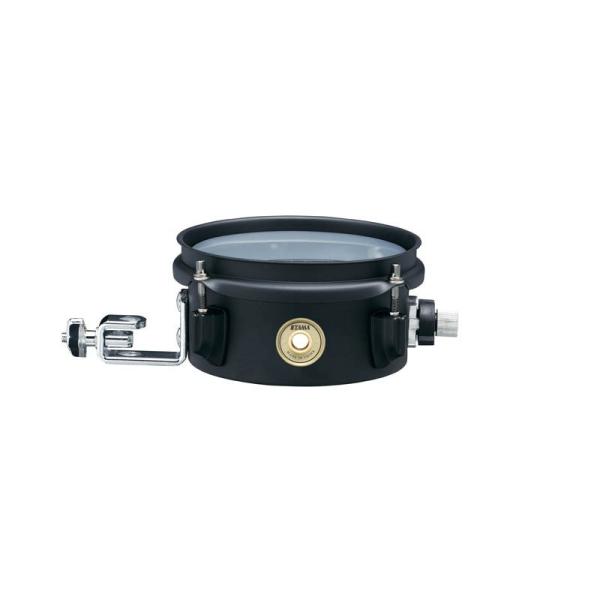 Metalworks Effect Mini-Tymp Snare DrumMetalworks Effect シリーズは、手軽にパーカッシブなサウンドを得られるシングルヘッドタイプのスネアドラムです。深さ 3 というユニークなサイズで統一...