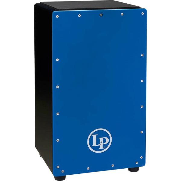 【LP よりお手頃価格のカホンが登場！！】Prism Cajon新たに誕生した「LP Prism Cajons」は、バーチ/ポプラのサウンドボードにエコ材のボディを組み合わせており、なめらかな低音とクリアなスネアサウンドを生み出します。座面...