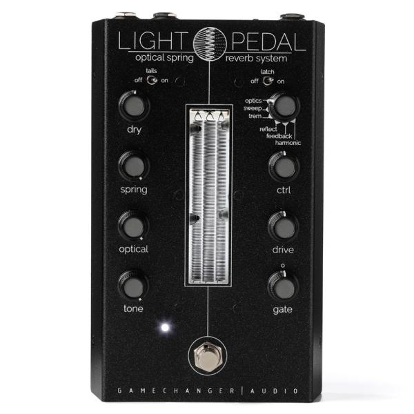 LIGHT Pedalは、世界初の赤外線光学センサーを採用したアナログ光学式スプリングリバーブシステムです。赤外線光学センサーを採用することで、スプリング・リバーブのティンバーハーモニックを最大限捉えることが可能に。LIGHT Pedalは...