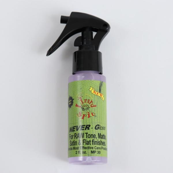 最近お洒落な塗装として楽器にも施さるツヤの無いマット塗装。ワックス含有光沢塗装用のポリッシュは数多く流通していますが、マット塗装の製品に使用すると綺麗にはなるがツヤが出てしまうなどでお困りの方へ。MP30 NEVER-Gloss Clean...