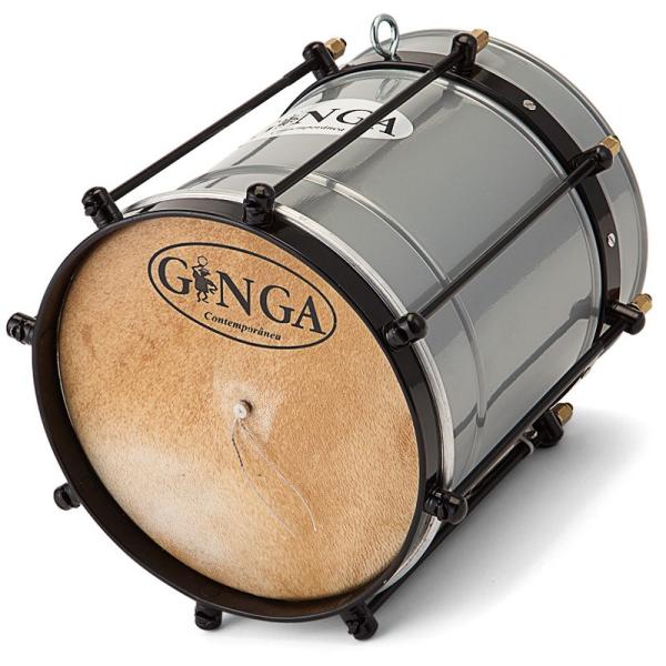 太鼓のヘッドに竹ひごを付け、ぬらした手やしめった布で擦って音を出します。曲に合わせて自由なフレーズで合いの手を入れる非常にユニークな音色の楽器です。サイズ：直径10インチ×28cm胴材質：アルミヘッド：本皮テンション数：8テンション付属品：...