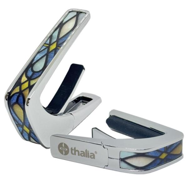 これまでにないデザイン性と機能性に優れたカポタスト『Thalia Capos / タリア・カポ』。従来のカポとは一線を画す、見た目にも豪華なエキゾチック・ウッドやエキゾチック・シェル、彫刻や筐体のメッキ / フィニッシュ / カラーを採用し...