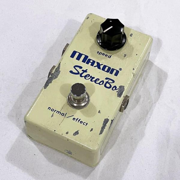 70年代後期のレアなモデル。モノラル使用ではトレモロの様な効果。ステレオではパンニング効果。イケベカテゴリ_エフェクター_ギター用エフェクター_モジュレーション系_トレモロ・ヴィブラート_MXR_Delay ／ Reverb ／ Modul...