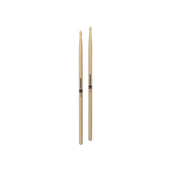 Junior Drumstick Hickoryアメリカンヒッコリー材を採用した細め、短め仕様のジュニアスティック。その弾力性、反応性、耐久性、そしてクラシックな感触から、ドラムスティックの木材として最も人気があり、チップはPromark伝...