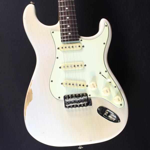 使い込まれた雰囲気を放つエイジド加工を施した特別オーダーモデル！momose Custom Craft Guitarその高い完成度に定評のある「モモセ」。ビンテージギターの基本構造を継承しながら、より現代的なアップデートを随所に盛り込んだO...