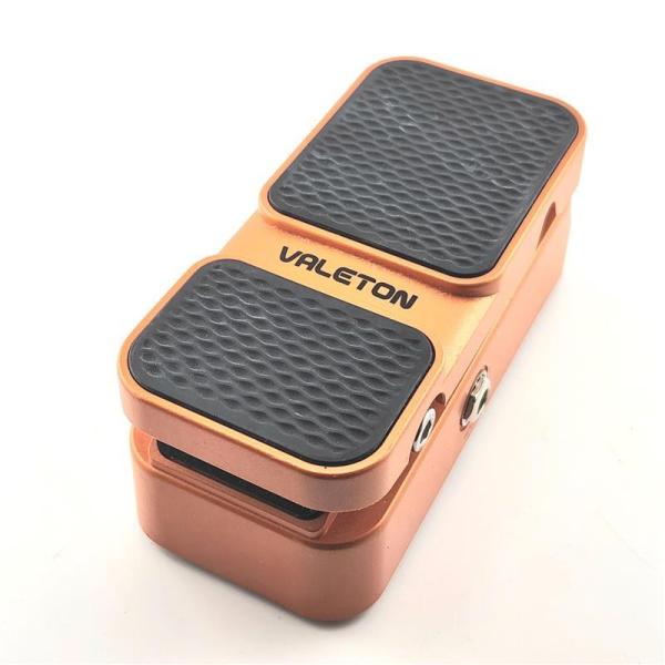 EP-2は、Valeton Surgeシリーズのパッシブボリューム／エクスプレッションペダルです。コンパクトなサイズで、追加のバッテリーや電源アダプターは不要。これを使えば、インストゥルメントのボリュームやエフェクトのパラメーターを簡単にコ...