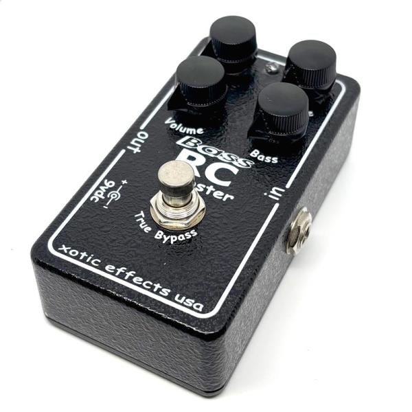 Xotic（エキゾチック）クリーンブースト RCのベース版「Bass RC-Booster」が中古で入荷！定評のあるRC Boosterの回路をベースの持つ広い範囲の周波数域をカバーすることにより、更に使いやすくしたのがBass RC Bo...