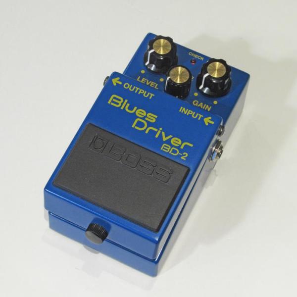 BOSSの大定番オーバードライブペダルが中古入荷致しました。■真空管アンプさながらのドライブ・サウンドBlues Driverというネーミングは、多くのギタリストのルーツでもあるブルース・ミュージックが持つ抑揚感をイメージして名付けられまし...