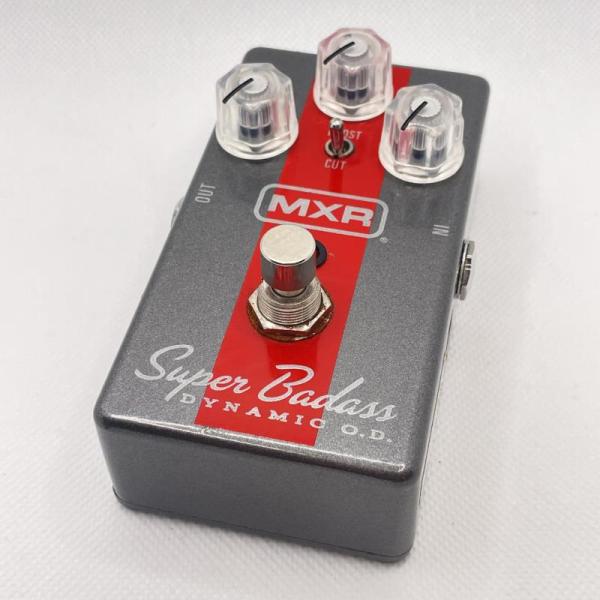 MXR Super Badassシリーズに新たに加わったSuper Badass Dynamic O.D.は、ギターサウンドの原音を損なわずに音の輪郭を強調するオーバードライブペダルです。真空管の特性に近いといわれるMOSFETをクリッピン...