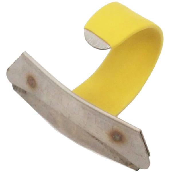 【特徴】春菊やモロヘイヤ、キュウリ、ナス、インゲン、トマト、その他果物等の収穫に。指に付けて茎・軸・つるに押し当てて切り取るだけ！指にはめる部分は自分の指のサイズに広げられます。刃物ですのでケガに注意して下さい。【サイズ】刃幅:34mm 重...