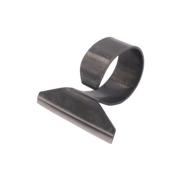 ・桑摘み・野菜・果物に使える収穫カッターです。・指にはめ込んでお使いください。・幅は調節可能です。(※ラジオペンチ等工具をご使用いただくと調節しやすいです)【仕様】刃幅：約34mm重量：約6g材質：鉄 製造国：中国 (検品：日本)