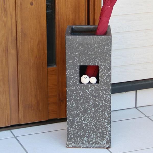 傘立て 信楽焼 かさたて 陶器 ふくろう 信楽焼かさたて フクロウ 陶器傘立て 和風傘立て やきもの 傘たて つぼ ツボ しがらき 傘入れ 新築祝 結婚祝 開店祝 玄関＜ 品名・品番 ＞信楽焼　仲良しふくろう角斑点傘立て　kt-0302＜ ...