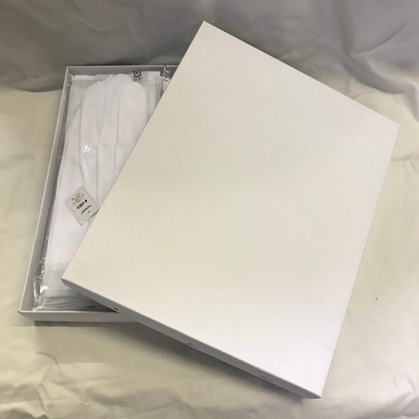 【特徴】フォーマルな場面で使用する礼装用の100%ナイロン製のマチ付き白手袋です。ナイロン製なので、綿製品に比べて毛羽立ちが少ないです。用途：礼装用（紳士用）、運転用、警察官、ガードマン、式典、タクシー運転手など晒（さらし）が非常に美しく、...