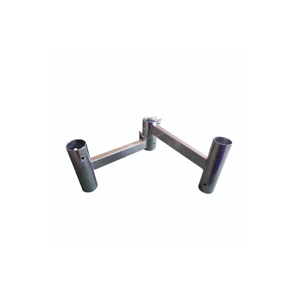 取付ボルトを全て角根丸頭M12ボルトに統一し、工具はM12スパナ1本で簡単に施工できます。ダブル金具の取付ボルト方向を上下とも同じ方向にすることで、脚立などの足場を移動することなく上下のボルトが容易に締めつけられます。ダブル金具の取付方向を...