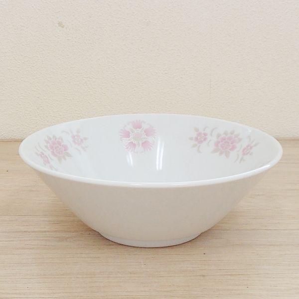 サイズ：W19.7×H6.8cm・満水950cc材質:磁器製造国：美濃焼（日本製）電子レンジ食洗器可※寸法・色柄等は焼き物のため多少違いが出る場合があります。丼 ラーメン鉢 ラーメン丼 淡彩牡丹竜 切立6.3丼 おしゃれ 中華食器 業務用 美濃焼