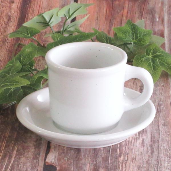 アメリカカントリー調で全体に丸味のある柔らかな形状が特徴です。50年代の古き良きアメリカを感じることができ、またアンティーク好きな方やカントリー雑貨が好きな方におすすめです。ギャラクシーミルクは白ベースにあえて鉄分の粒を入れることで、味わい...