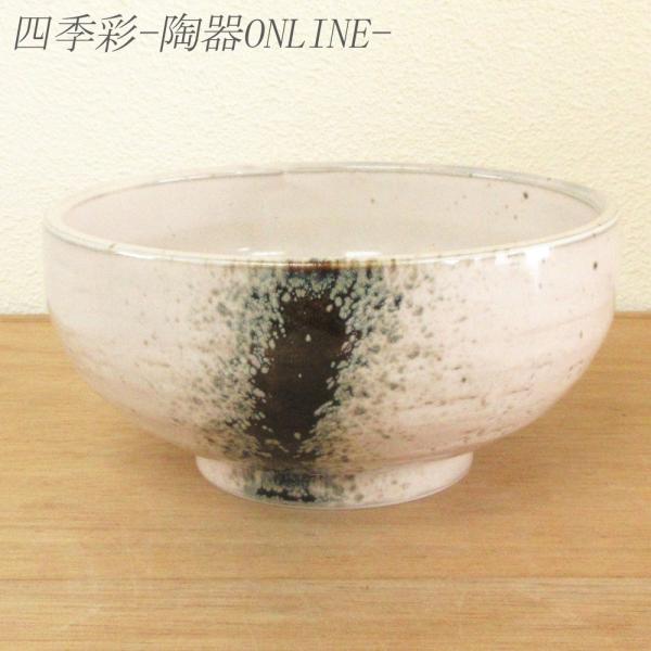 天の川のような美しい加飾が料理を印象付けます。ダイナミックなデザインは和のシーンを華やかに演出します。大胆さと上品さを兼ね備えたシリーズです。サイズ：W17.1×H8.3cm/約1085cc（満水）重さ735g材　質：磁器製造国：日本製（美...