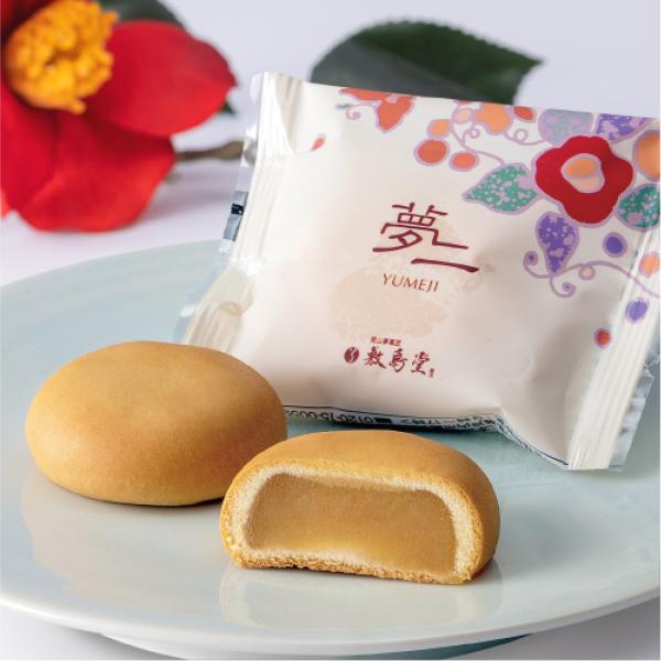 風味豊かな北海道産の2種類のバターに、ミルクをたっぷり加え丁寧に炊き上げた白あん。口の中でスッと溶けるようななめらかな舌ざわりにこだわりました。あんと生地が絶妙のバランスとなるように　ふんわり、そしてしっとりと焼いています。一つ食べて、もう...