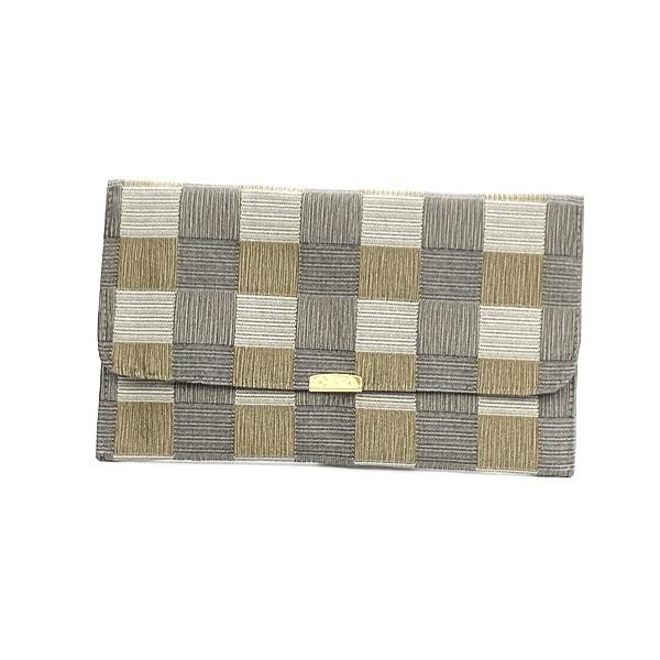 21.4×12.8ｃｍ留め具：ボタン※モニターの発色の加減で、色合い等が商品画像とは若干異なる場合がございますのでご了承ください。●配送方法についてポスト投函便をご希望の場合、ご注文時に「配送方法」からお選びください。ご注文時は「通常配送料...