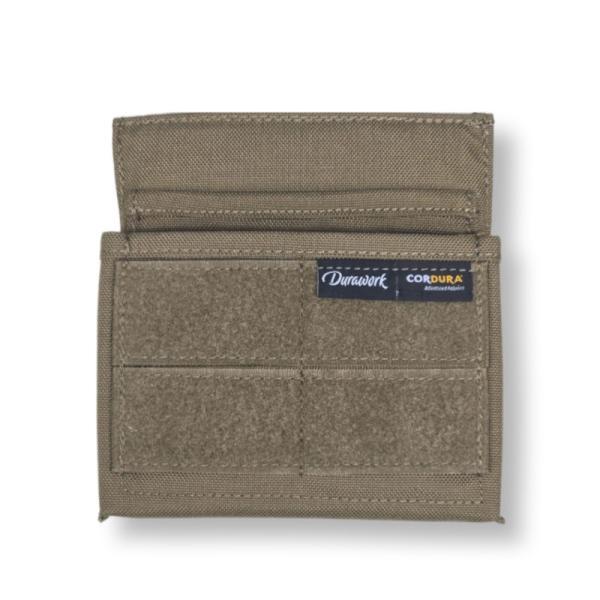 ●スリムツールポケット6個前面と背面に仕切りがあり、小型ツールやスクイジー専用の収納スペースが6つあります。素早く取り出しやすく、整理整頓に最適です。●カスタマイズ可能なフロントウェビングフロントウェビングパネルはベルクロ式のアタッチメント...