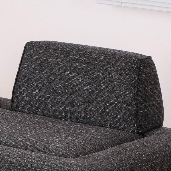 【サイズ】幅65cm ×奥行24cm ×高さ32cm【材質】ファブリック【カラー】SE05◆リビングダイニングの空間を広げる フレキシブルソファー（360℃の座れる自由な使い方）。◆背クッションは差し込み仕様で様々な座り方、様々な角度でも使...