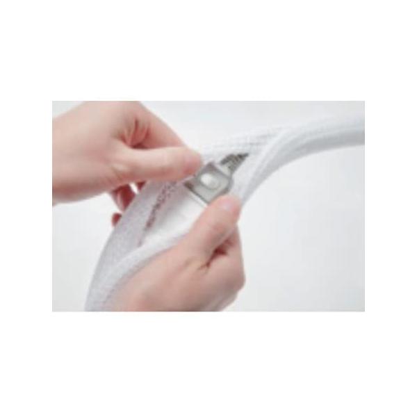 【サイズ】幅1.9cm ×奥行1.9cm ×高さ200cm【材質】PET【カラー】ホワイトWALL V3/V2専用のコードカバーです※コードカバーのみです【配送方法】 (玄関先お渡し お客様組立商品)