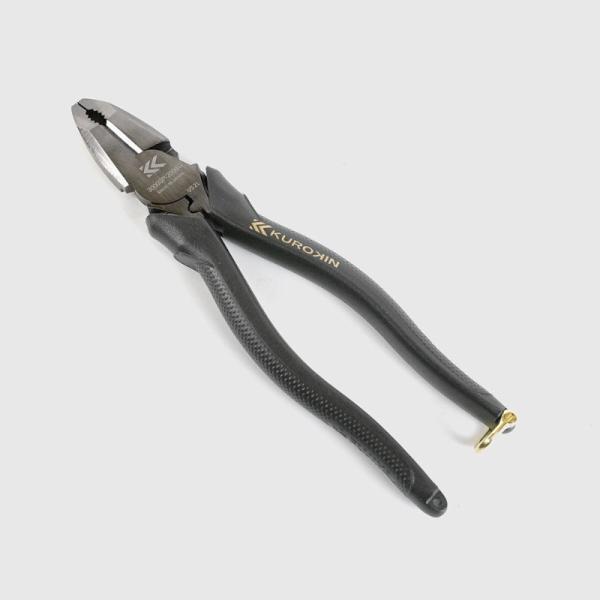 ●ステップルの引き抜きに最適な先端斜めカット形状●先端部に施された斜めカット(16.5度)の形状により、テコの原理を最大限に活用 少ない力でステップルを引き抜くことができ、効率的に作業を進められます●切れ味と偏芯機構●軽量設計と特別なメッキ...