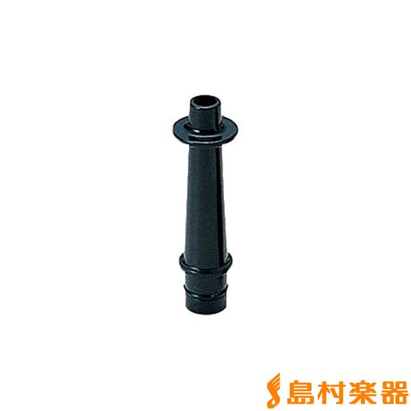 立って演奏する場合、口元が安定するため本体のぐらつきが少なくなり、構えやすくなります。ある程度長さもあるので鍵盤も見やすくなっています。息使いがストレートに楽器に伝わるので、曲想を表現しやすいという特徴があります。1405_kyoiku_kw