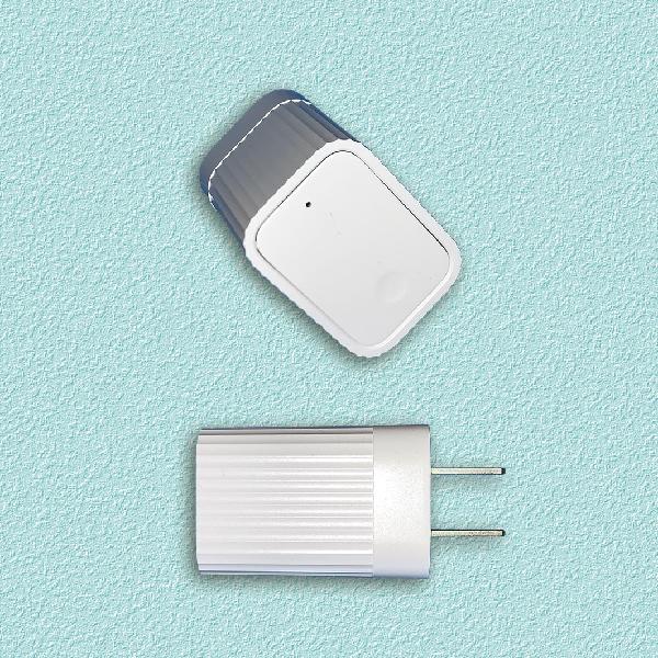 楽器を保管しているスペースのコンセントにGatewayを設置することで、そのGatewayからBluetoothの電波が届く範囲内の楽器に装着したLee Guitars 温湿度計「CGM1」を最大10個まで（Gateway 1個あたり）のペ...