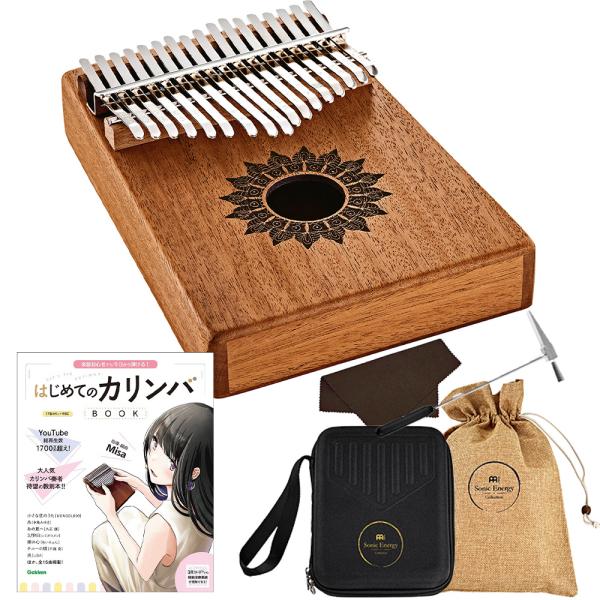 サウンドホール・カリンバは素晴らしいサウンドを奏でるメロディ楽器で、サウンドはもちろんデザイン面においてもユニークな特徴を持っています。Cメジャースケールに調律された17の鍵盤により常に一定のキーで演奏できるため、演奏中に音を外す心配があり...