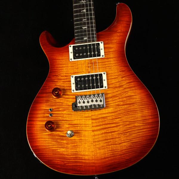 PRSの代名詞ともいえるCustom 24に対し、SE Custom 24-08 LeftyはオリジナルのCustomシリーズの重要な要素であるメイプル・トップ、マホガニー・バック&amp;ネック、24フレット、25インチ・スケールを採用し...