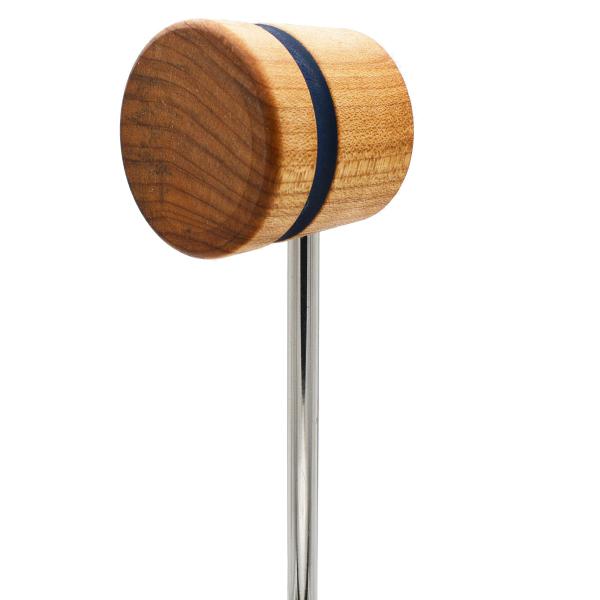 Light Weightは世界最軽量級の重量 (80g) とパワー、パンチ力をバランスよく共存させたシリーズです。これまでのフットコントロールよりもさらに早く、飛ぶような感覚での演奏が期待できます。打面がウッドそのままの「Wood」は、ロッ...